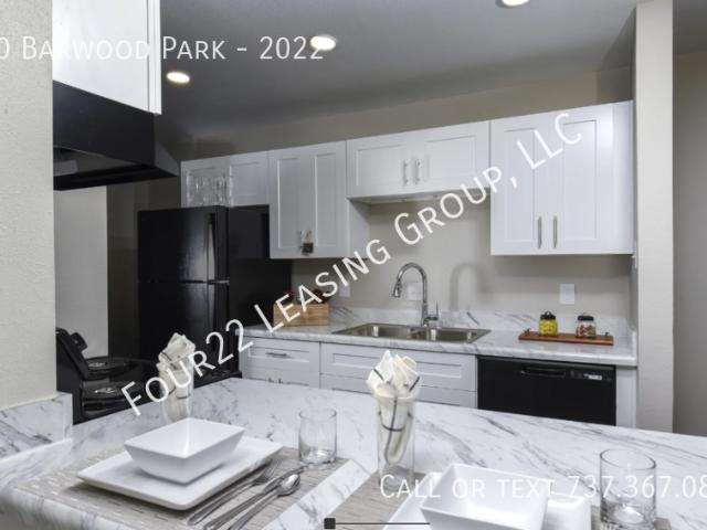 Get 3 months free for a limited time, Tour and Lease within 24 hours and we will waive the $75 Admin Fee!