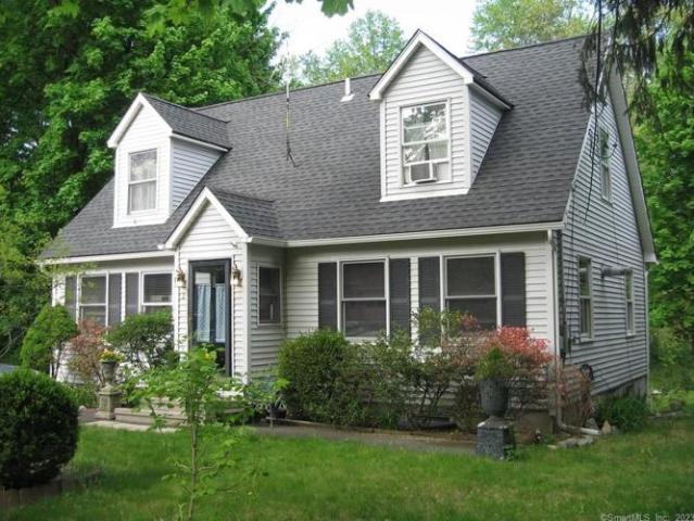 2 Mountainville Rd, Danbury, CT 06810