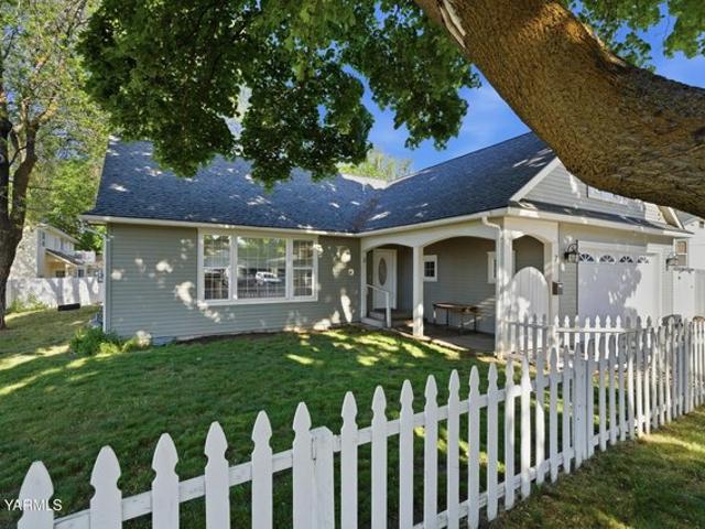 2 N 37th Ave, Yakima, WA 98902