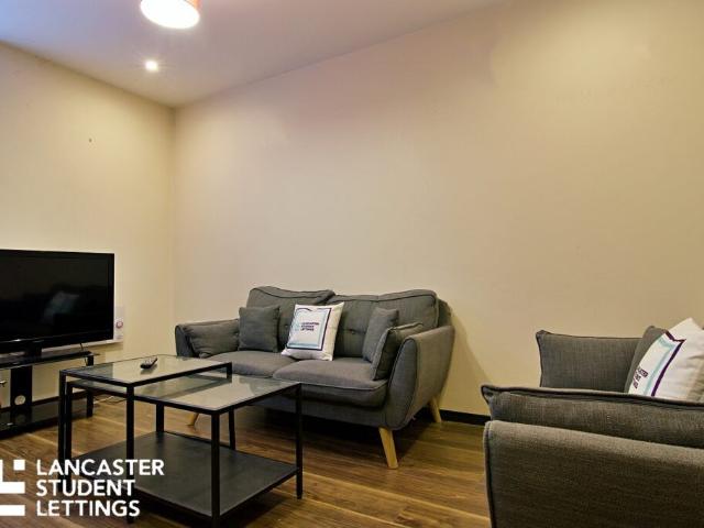 2 New Road, Lancaster LA1, Room to rent, £477 pppm | PrimeLocation