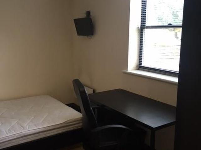 2 New Road, Lancaster LA1, Room to rent, £412 pppm | PrimeLocation