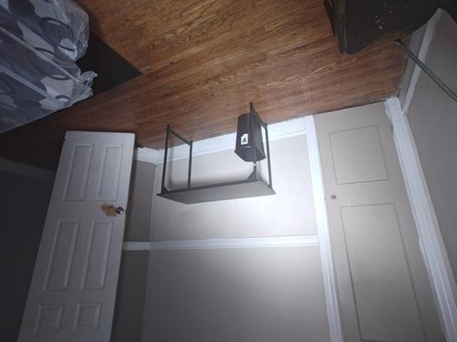 2 Nice sized rooms for rent in Northeast Philly