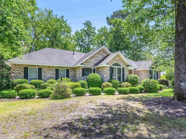 2 Niblick Ct, Carolina Shores, NC 28467