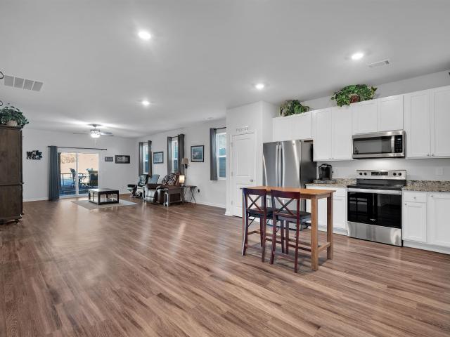 2 Nimitz Street