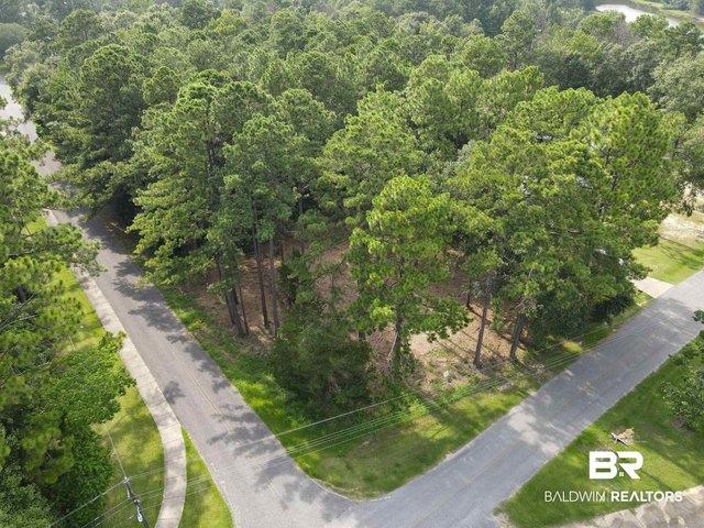 2 Norwood Dr, Bay Minette, AL 36507