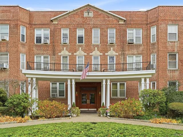 2 Overlook Rd, Unit 3C3, White Plains, NY 10605 | Compass