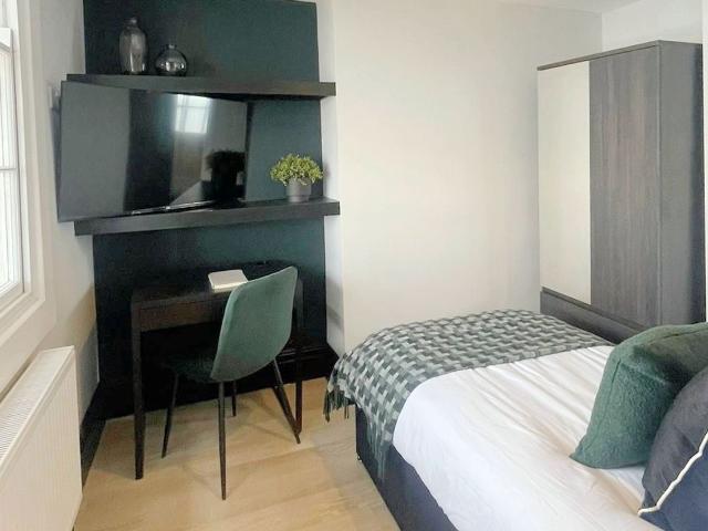 2 Oxford Street, Gloucester GL1, 1 bed property to rent, £550 pcm | PrimeLocation