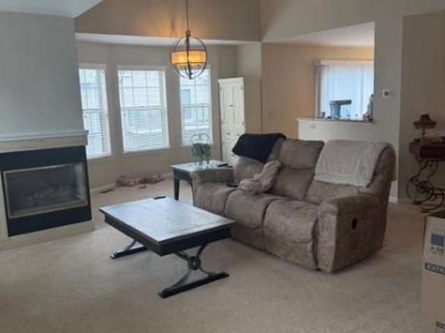 2 Oak Knoll Lane