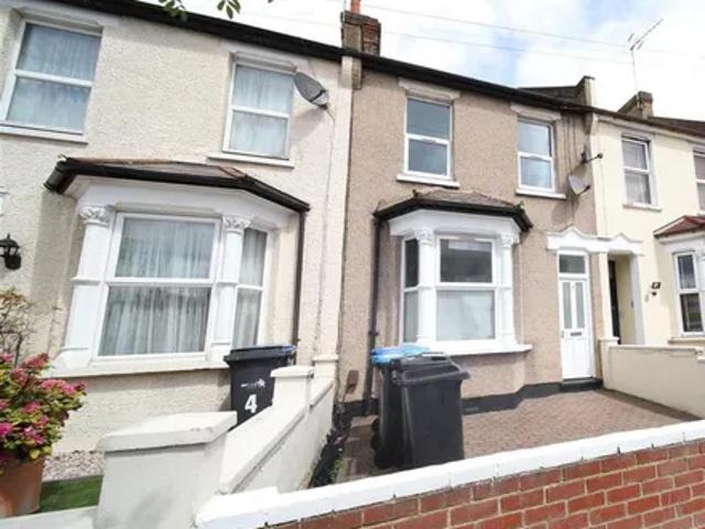 2 Orchard Road, London, EN3 4PH, United Kingdom | 4 bed townhouse for rent #167395434 | Rentberry