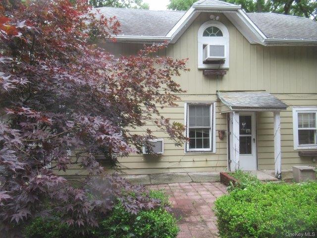 2 Academy Ave, Cornwall On Hudson, NY 12520