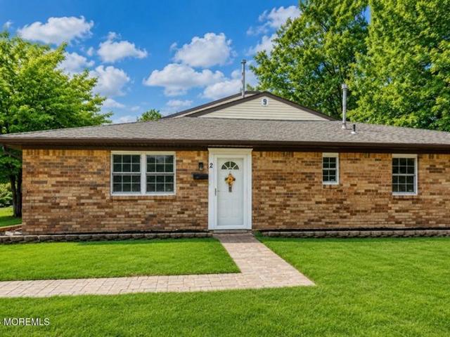 2 Adriana Ct, Brick, NJ 08724