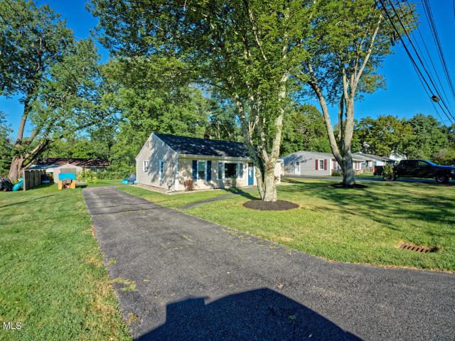 2 Alamo Lane