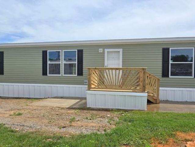 2 Alexander Dr, Danville, KY 40422
