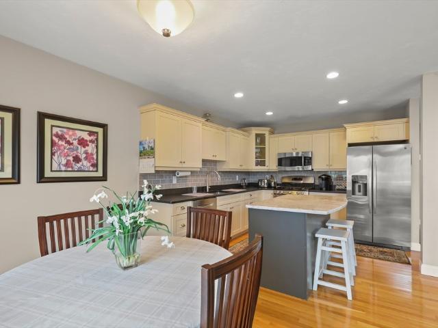 2 Amberwood Ct # 2