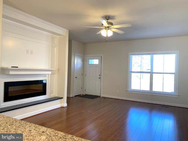 2 Andrews Place