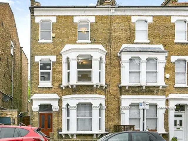 2 Arlington Gardens, London, W4 4EY, United Kingdom | 2 bed apartment for rent #167657516 | Rentberry