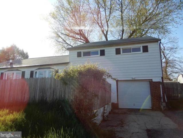 2 Armor Ct, Middle River, MD 21220