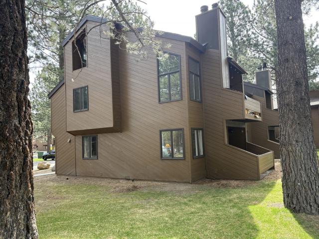 2 Arrowhead Dr, Unit 71, Mammoth Lakes, CA 93546 | MLS #2313 | Compass