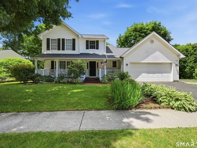 2 B Topstone Dr, Bethel, CT 06801