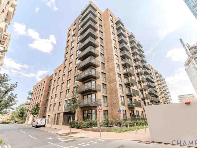 2 Banks Road, SE3 2 bed flat to rent £2,550 pcm £588 pw