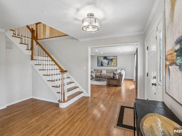 2 Barnstable Court
