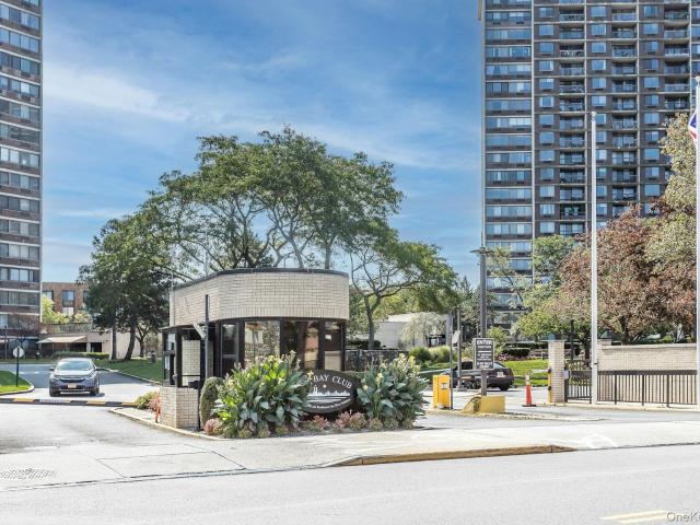 2 Bay Club Drive, Unit 11F