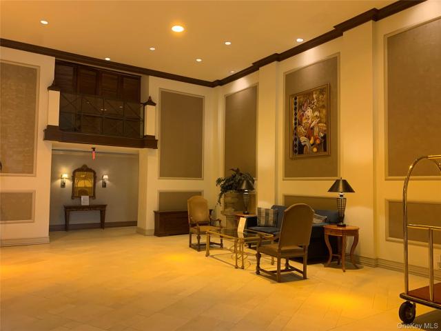 2 Bay Club Drive 17P