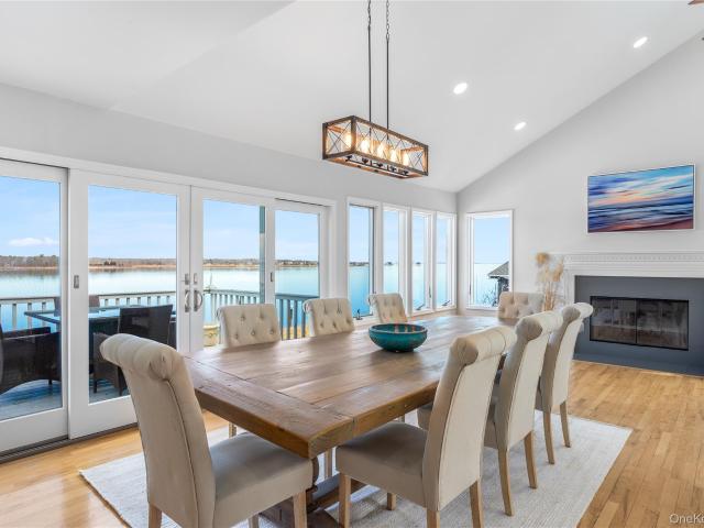 2 Bayside Avenue