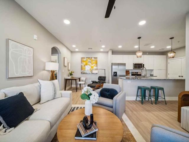 2 BD/2 BA Fully Furnished, Brand New Luxury Apartments, W/D Connections, Granite Countertops 2 Bedroom Apartment for Rent at 8360 E 86th St N, Owasso, OK 74055