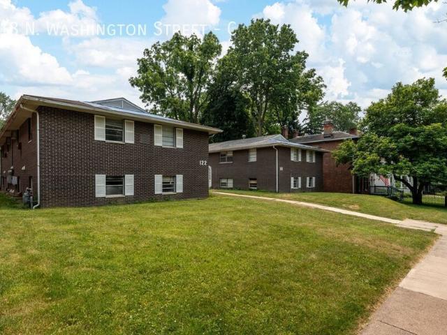 2 Bd Apartment Just Steps Away From Downtown Delaware!