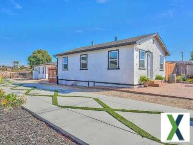 2 bd, 1 ba, 936 sqft Home for sale Salinas, California