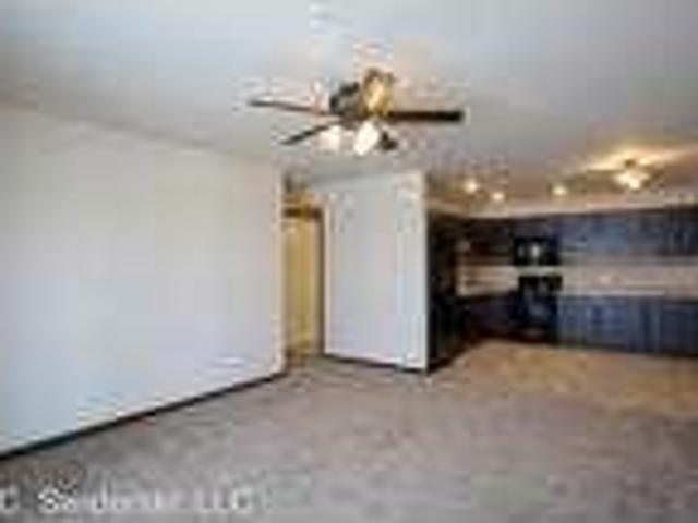 2 Bd 1 Ba Available Now
