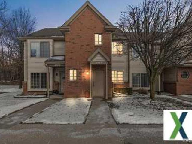 2 bd, 2 ba, 1107 sqft Condo for sale Clinton, Michigan