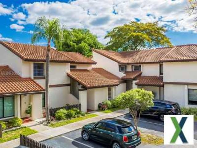 2 bd, 2 ba, 1230 sqft Townhome for sale The Crossings, Florida