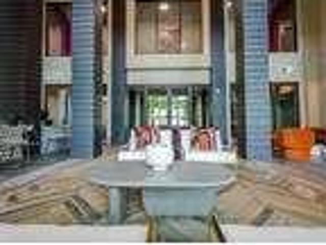 2 BD 2 BA $2469 Per Month
