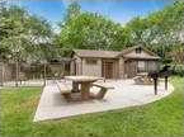 2 BD 2 BA $2764 Per Month
