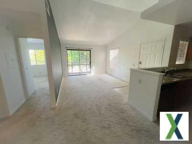 4 bd, 3 ba, 2197 sqft Home for rent Rancho San Diego, California