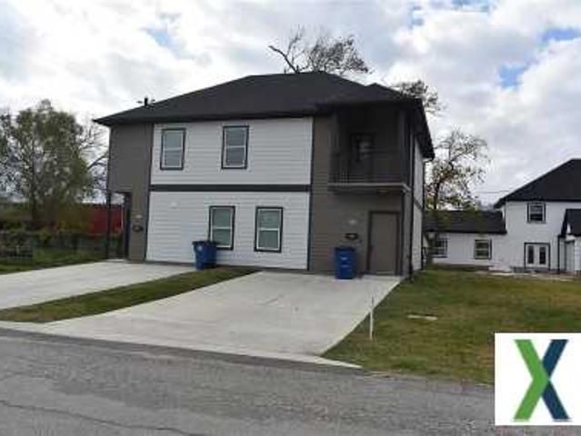 2 bd, 2 ba, 964 sqft Home for rent South Houston, Texas