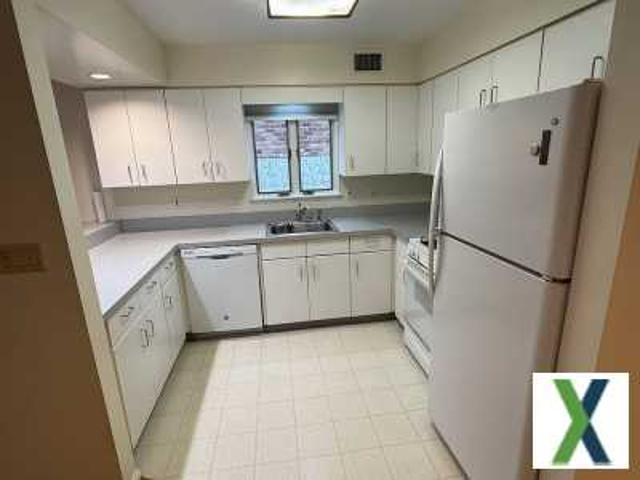 3 bd, 3 ba, 5500 sqft Townhome for rent Port Washington, New York