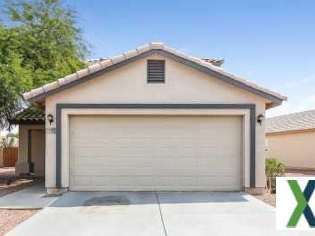 2 bd, 3 ba, 1245 sqft Home for rent El Mirage, Arizona