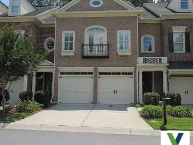 2 bd, 4 ba, 4337 sqft Townhome for sale Suwanee, Georgia