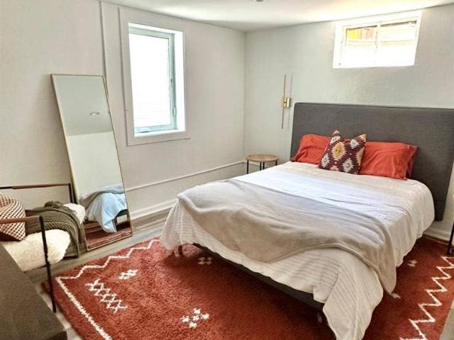 2 Bed/1 Bath Garden Unit ADU!