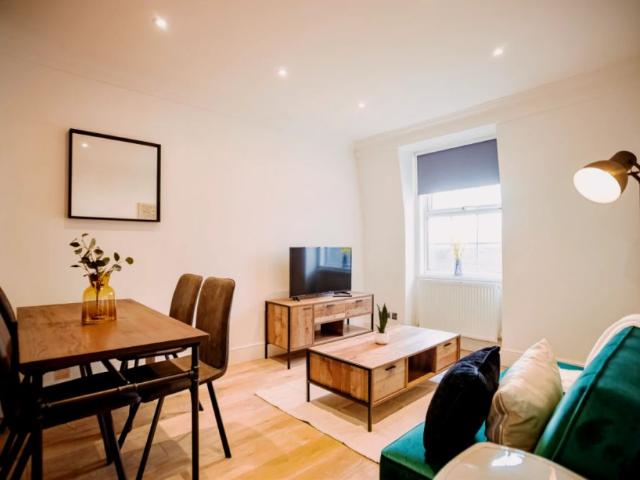 2 Bed