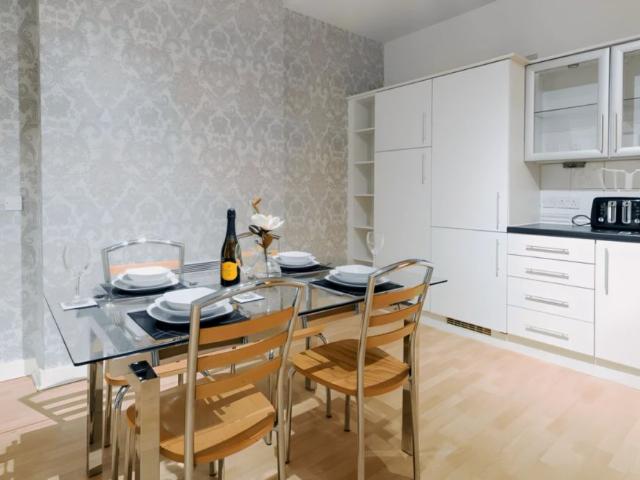 2 Bed