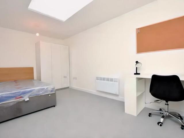 2 Bed 1 Bath