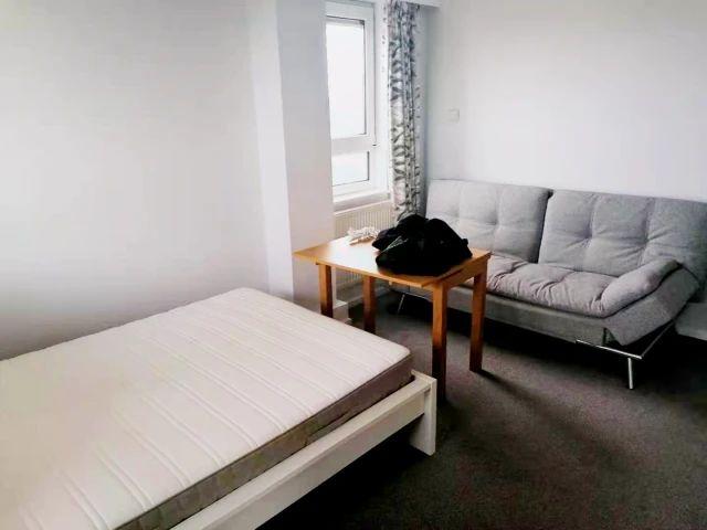 2 Bed / 1 Bath