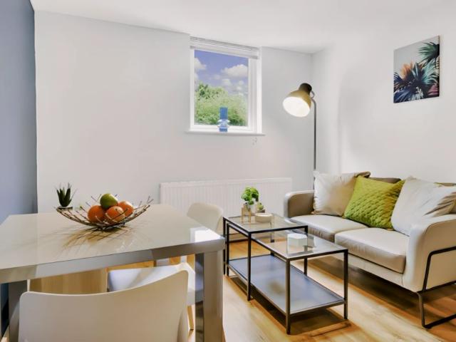 2 Bed 1 Bath