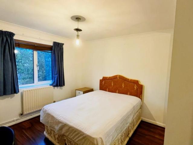 2 Bed / 1 Bath