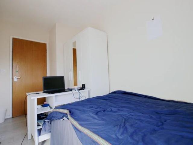 2 Bed / 1 Bath