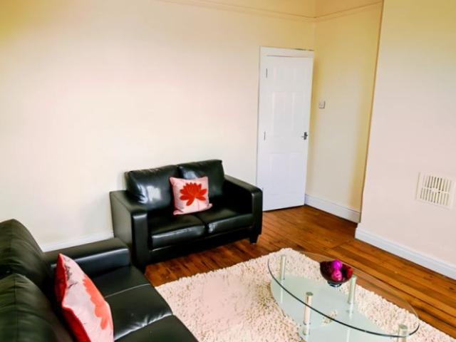 2 Bed 1 Bath